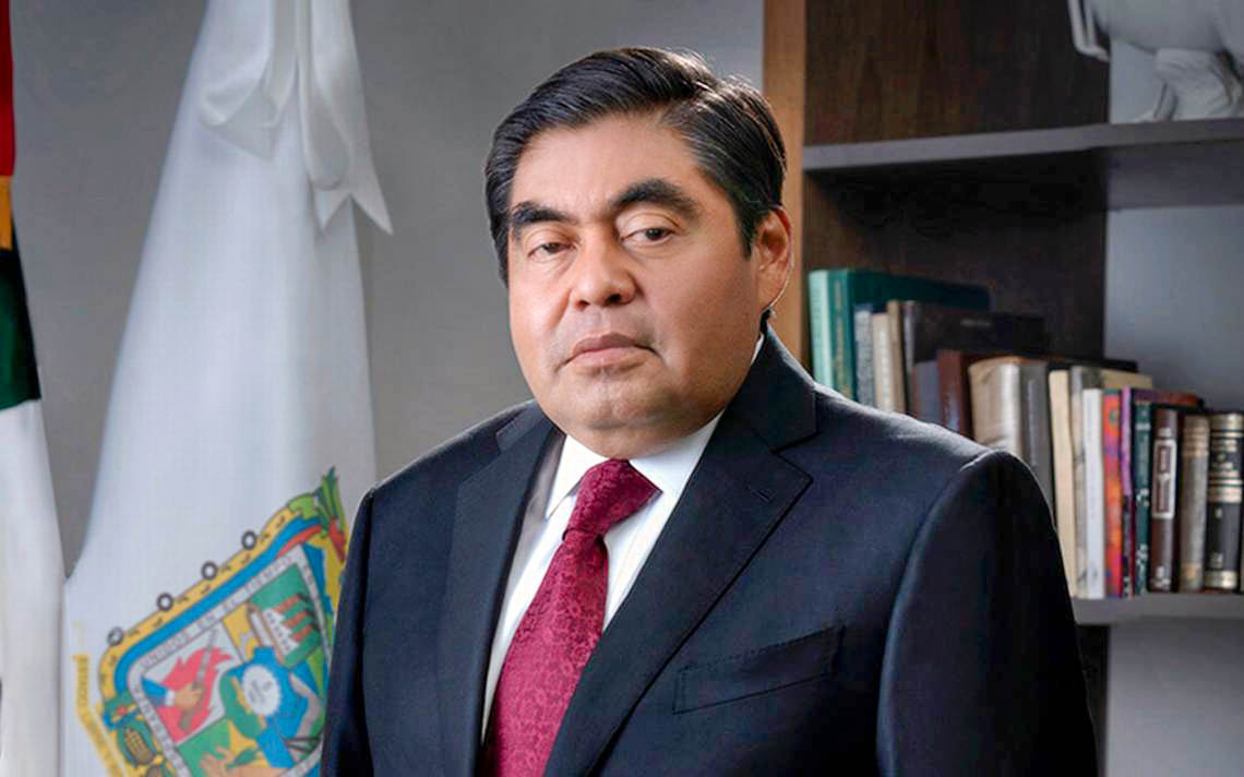 MUERE GOBERNADOR DE PUEBLA, MIGUEL BARBOSA; GOBIERNO DIJO QUE SU ESTADO DE SALUD ERA ESTABLE ...